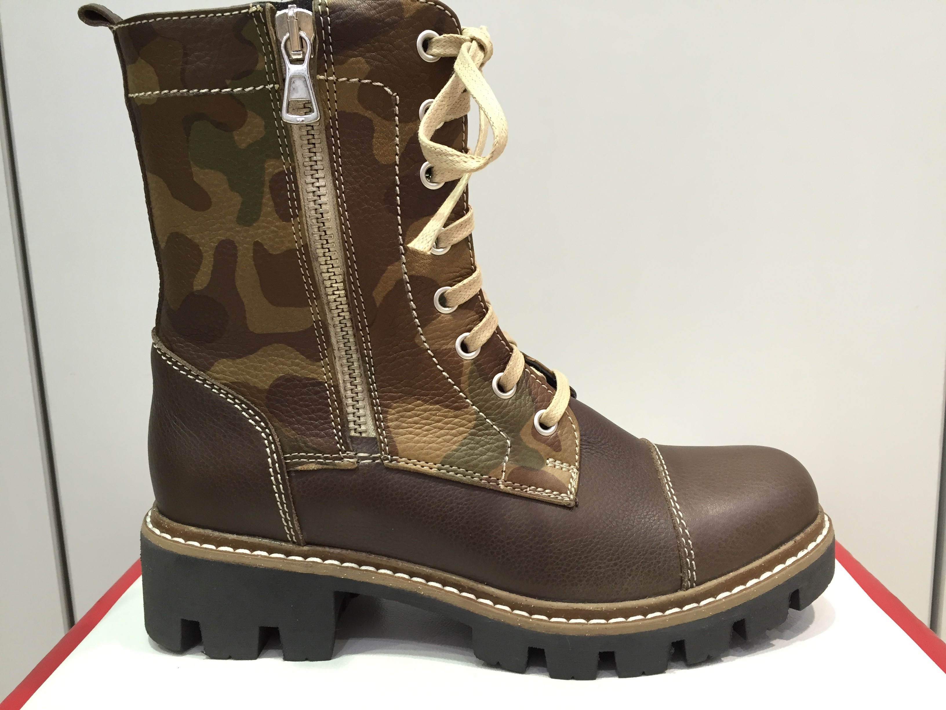 Bocanci dama piele maro army